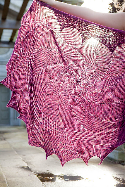 Ravelry: Anansi pattern by Aoibhe Ni