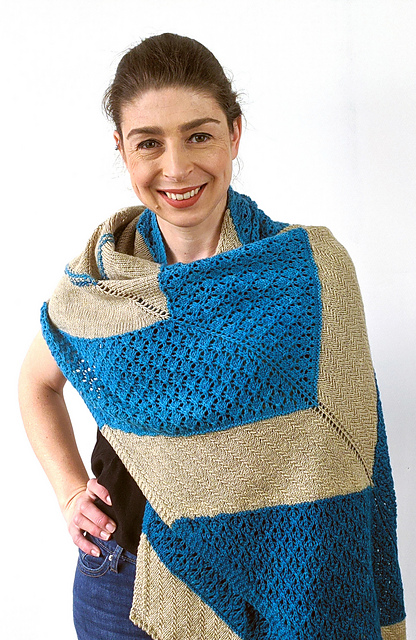 Ravelry: Malaga pattern by Iris Alessi