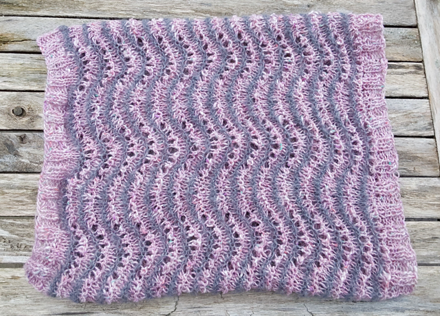 Ravelry: Wavy pattern by Sue Beard