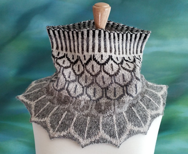 Ravelry: Feather Cowl pattern by Sue Beard