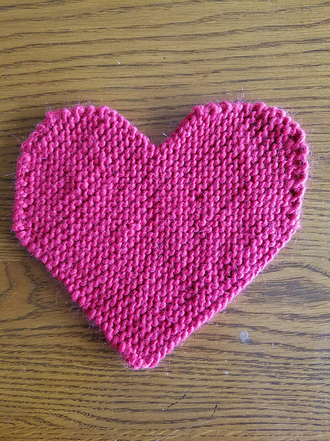 Ravelry: Diagonal Heart Dishcloth pattern by Janet Petefish