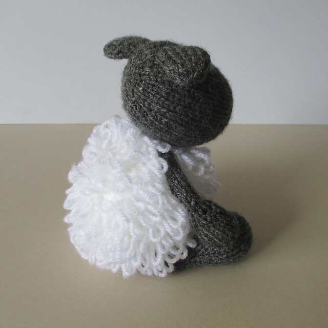 Ravelry: fluffandfuzz's Loopy Sheep