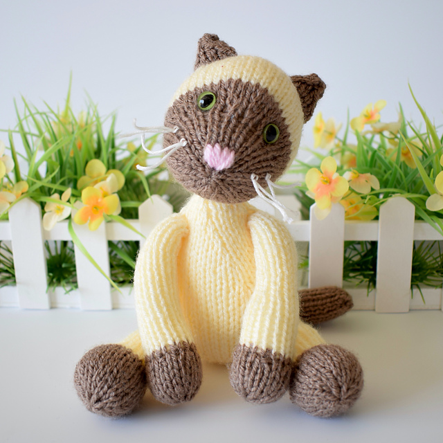 Ravelry: Siamese Cat pattern by Amanda Berry