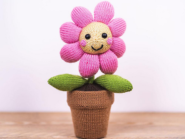 Ravelry: Flower in a Pot pattern by Amanda Berry