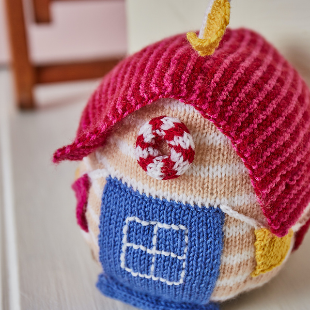 Ravelry: Whitley Bay Doorstop pattern by Amanda Berry