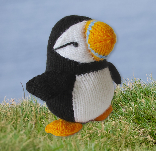 Ravelry: Huffin' Puffin pattern by Amanda Berry