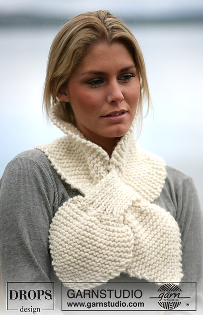 Ravelry: 98-5 Scarf pattern by DROPS design