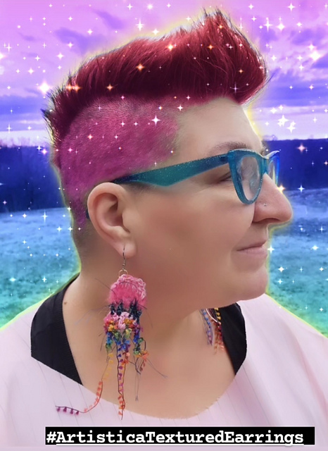 Ravelry: Artistica Textured Earrings pattern by Emmy Tofa