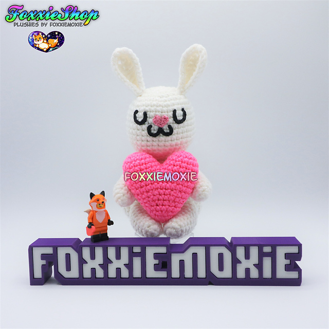 Ravelry: Bunny UwU pattern by foxxie moxie