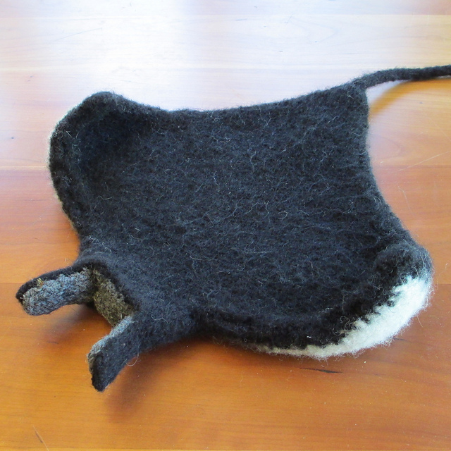 Ravelry: Felted Manta Ray pattern by Frances Gillespie