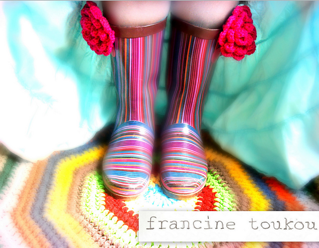 Ravelry: fleur galore boot brooches pattern by fran toukou