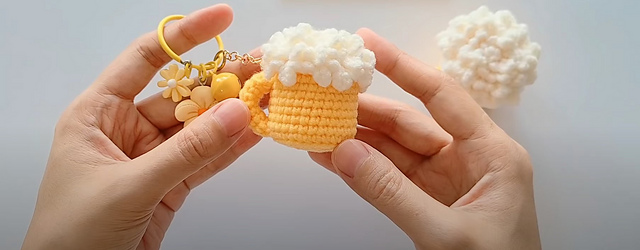 Ravelry: Beer keychain pattern by Xiaoshimei