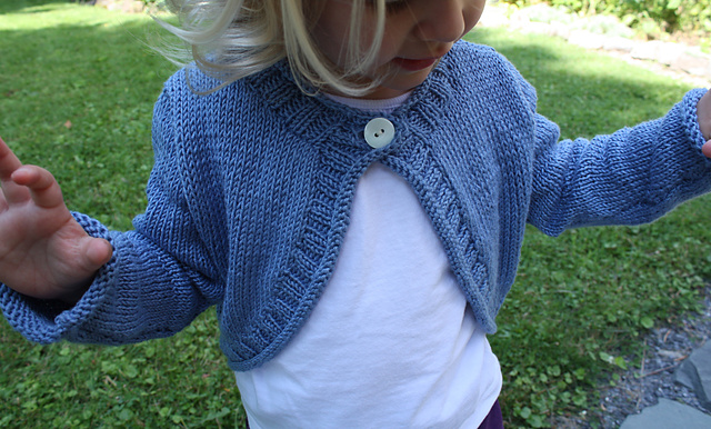 Ravelry: Pippa / Girls' Shrug pattern by Martin Storey