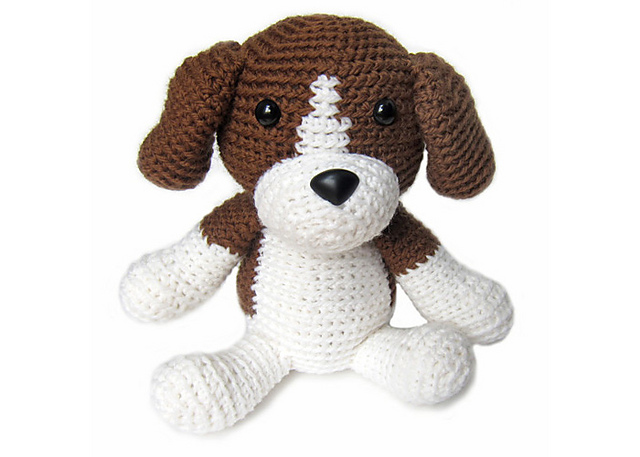 Ravelry: Beagle pattern by Stacey Trock