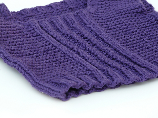 Ravelry: Scoot pattern by Katie White