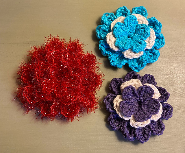 Ravelry: Quick Flower Scrubbie pattern by Sonja Otto