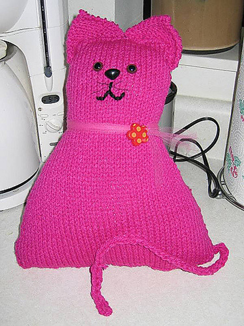 Ravelry: Any Yarn Toy Cat pattern by Sarah Bradberry