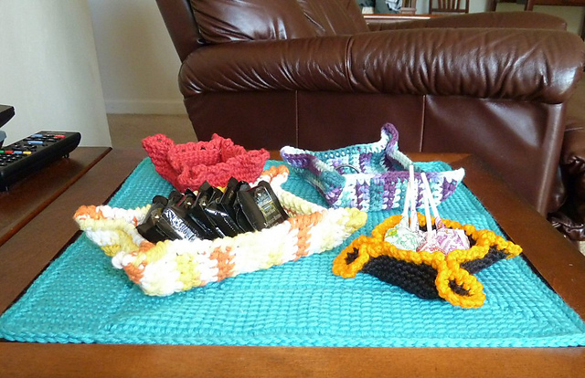 Ravelry: Snap Tray Basket pattern by Pan Perkins