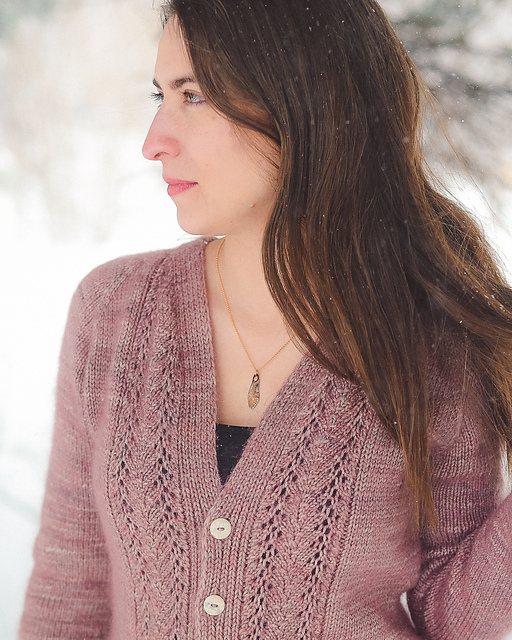 Ravelry: Samara Cardigan pattern by Gabrielle Vézina