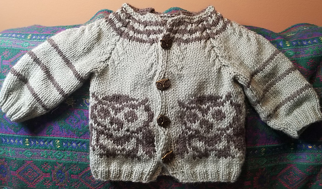 Ravelry: Baby Owls cardigan pattern by Galina Fedtchenko