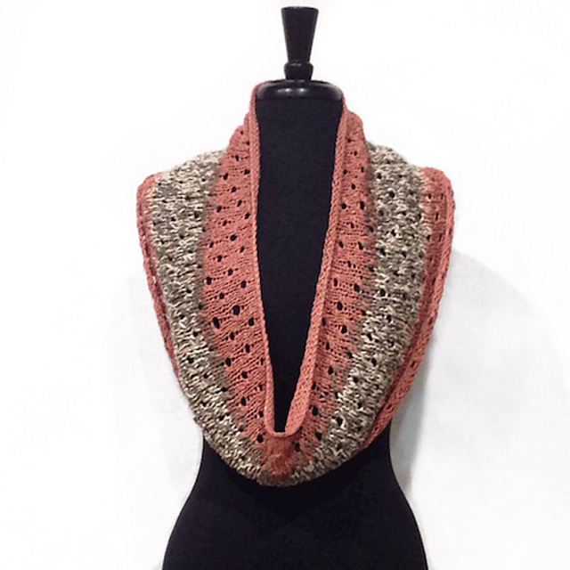 Ravelry: Sonora Desert Cowl pattern by Gauge Yarn