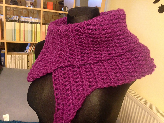 Ravelry: Shantale Neckwarmer pattern by Ella.D Design