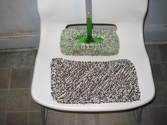 Ravelry: Easy Diagonal Garter Mop Head pattern by Greta F. Heddy