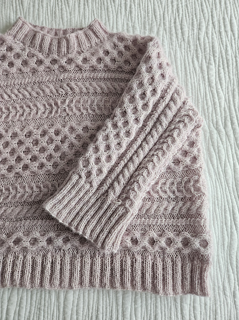 Ravelry: giedredvy's eurus sweater