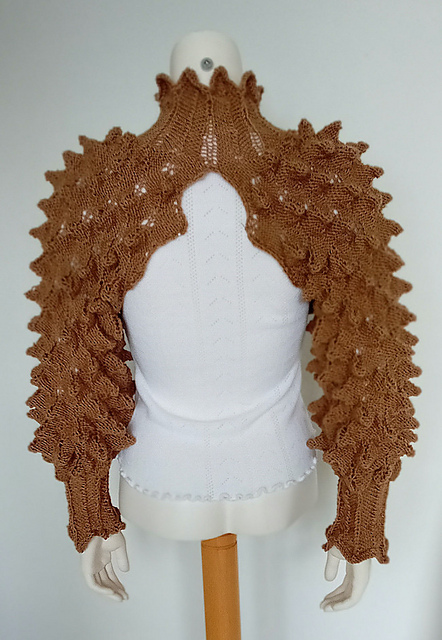 Ravelry: Spiny squirrel pattern by Jen Giezen