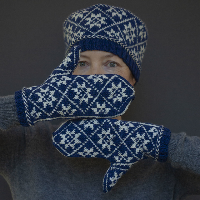 Ravelry: On Point Mittens pattern by Virginia Sattler-Reimer