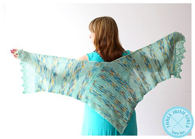 Ravelry: Molto Bella Shawl pattern by Brenda Castiel