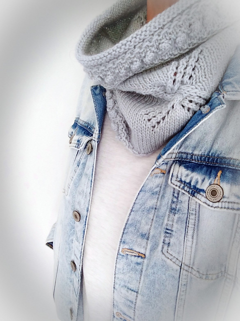 Ravelry: Boston Connection COWL pattern by Bronwyn Carroll