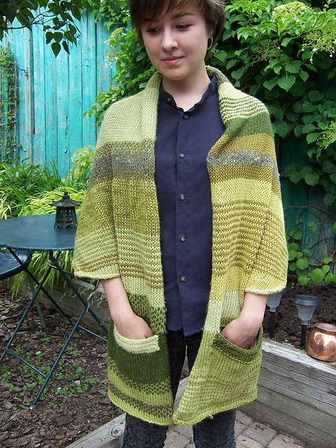 Ravelry: Capelet N006 pattern by Lily M. Chin