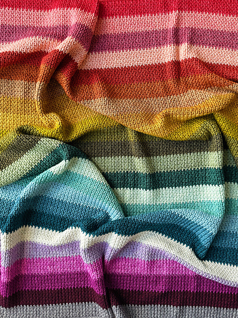 Ravelry: Blank Space Blanket pattern by Greenletterday