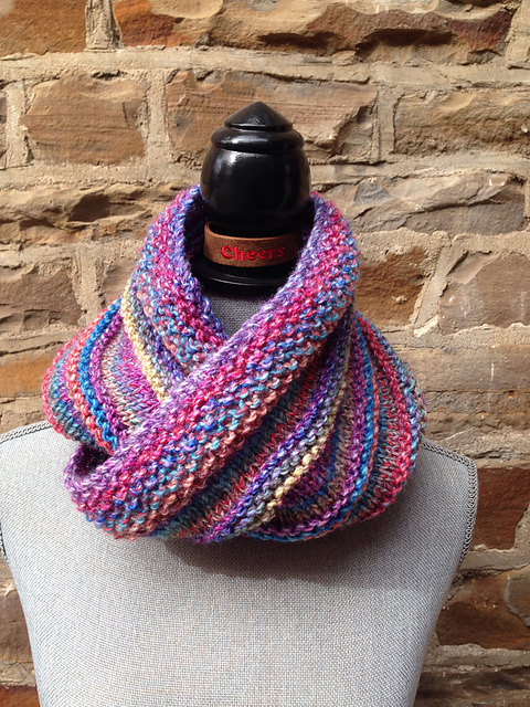 Ravelry: greenwgirl's Isis Cowl