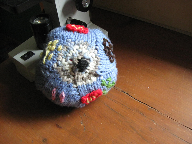 Ravelry: knit cell pattern by Madeleine Poirier