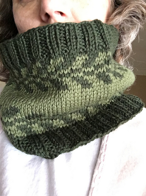 Ravelry: Green Leaves Cowl pattern by Donna A. Smith