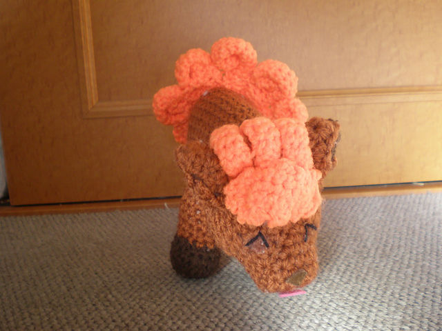 Ravelry: Vulpix pattern by Jennifer Alberghini