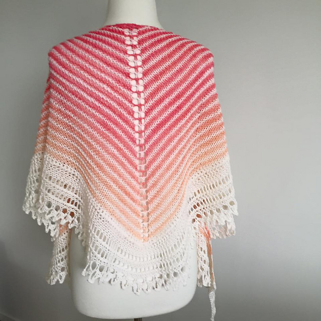 Ravelry: Awhitu pattern by Kelly van Niekerk
