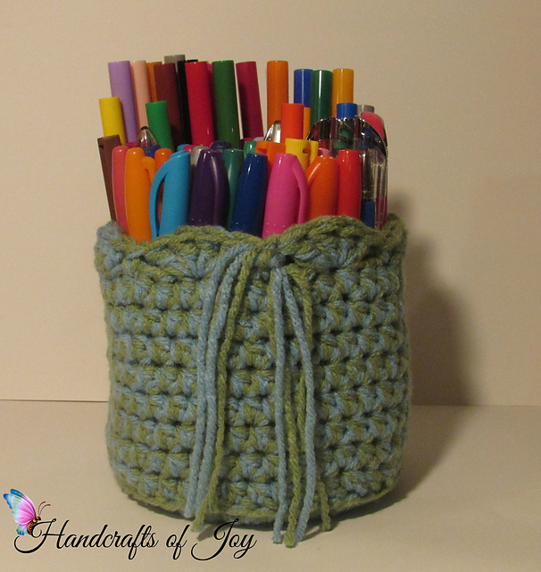 Ravelry: Art Pen Holder pattern by Joyce Elvis