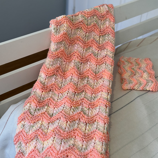 Ravelry: Peach Parfait Ripple pattern by KnitPal