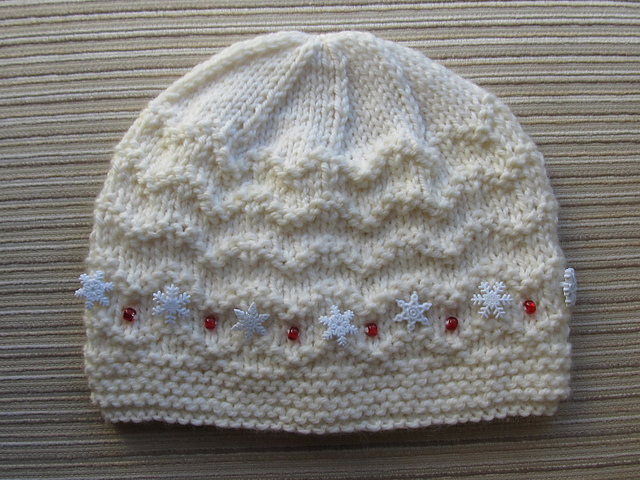 Ravelry: Merino Cashmere Hat in Zigzag Stitch pattern by Yelena Chen