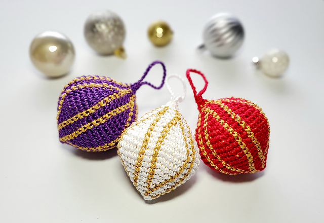 Ravelry: Teardrop Ornament pattern by Raine Eimre