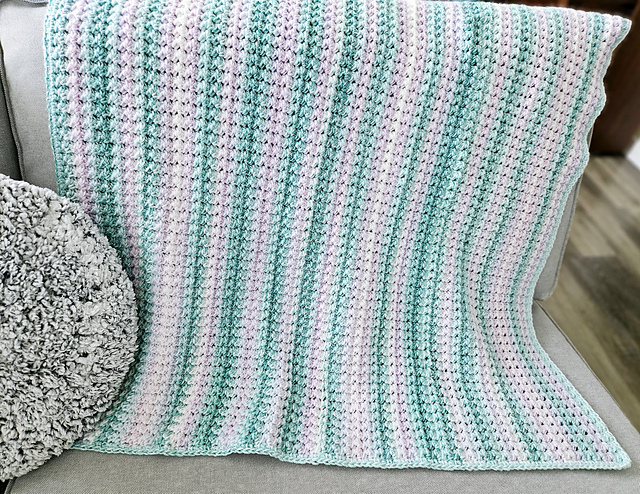 Ravelry: Chuckles Baby Blanket pattern by Raine Eimre