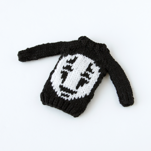 Ravelry: Mini Face Sweater pattern by Heidi Gustad