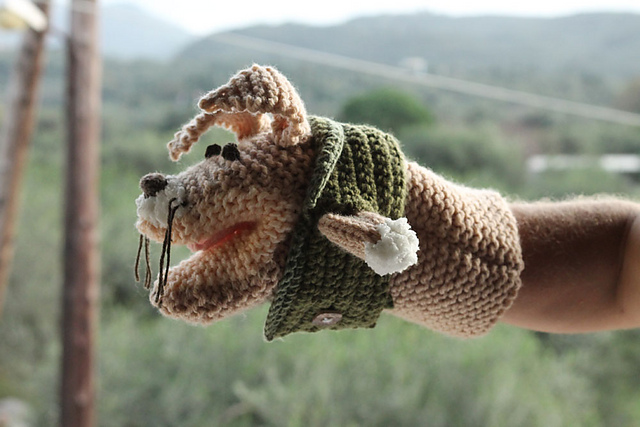 Ravelry: Hand Puppet Toy pattern by Louise Bollanos