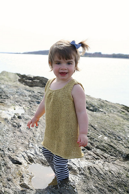 Ravelry: Sweet Pleat pattern by Hannah Fettig