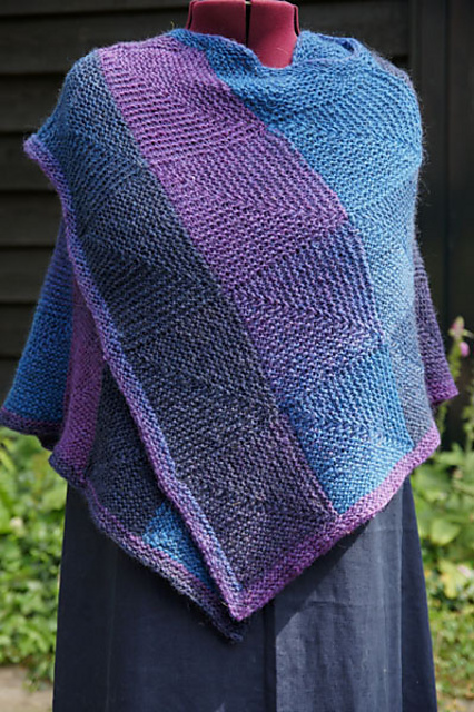 Ravelry: Evilla Dutch Wrap pattern by Astrid Vane