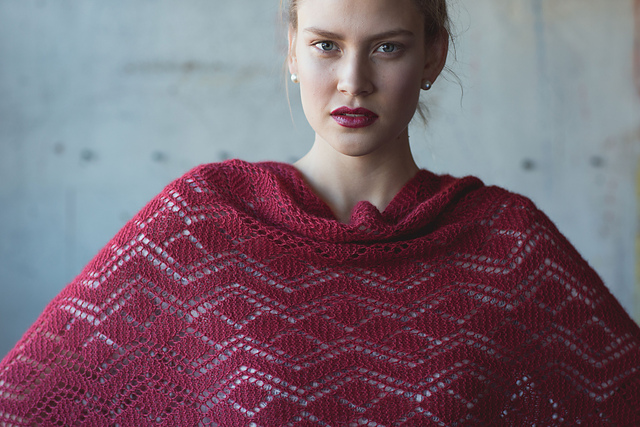 Ravelry: Anna Cowl pattern by Sarah Wilson