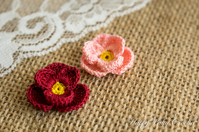 Ravelry: Mini Rose Applique pattern by Happy Patty Crochet